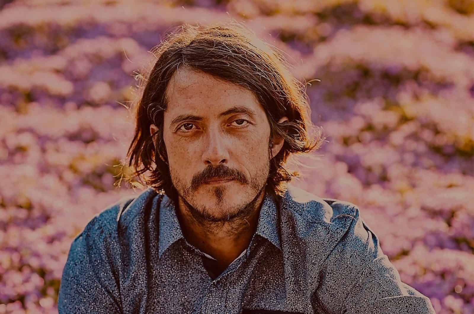 Spotlight » Matthew Liam Nicholson » Dusty Bones » Indie Top 39